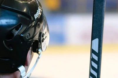 Best Eyewear Tips for Ice Hockey Players | Optics Outfitter